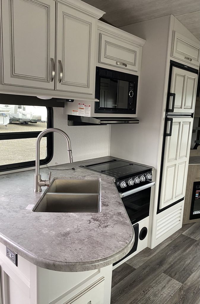 2021 Keystone Cougar Half-Ton 25RES - National Vehicle