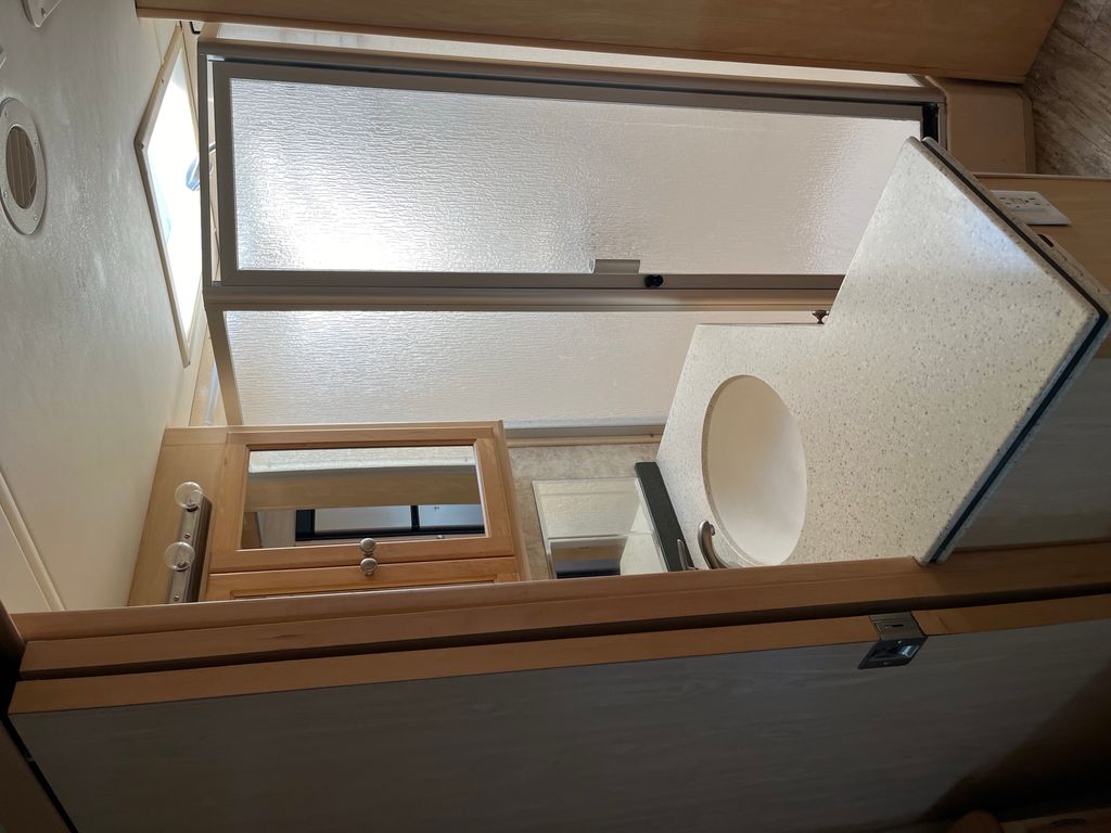 2006 Tiffin Motorhomes Allegro Bay 37DB - National Vehicle