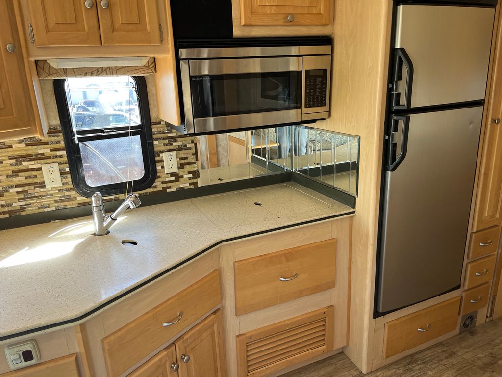2006 Tiffin Motorhomes Allegro Bay 37DB - National Vehicle