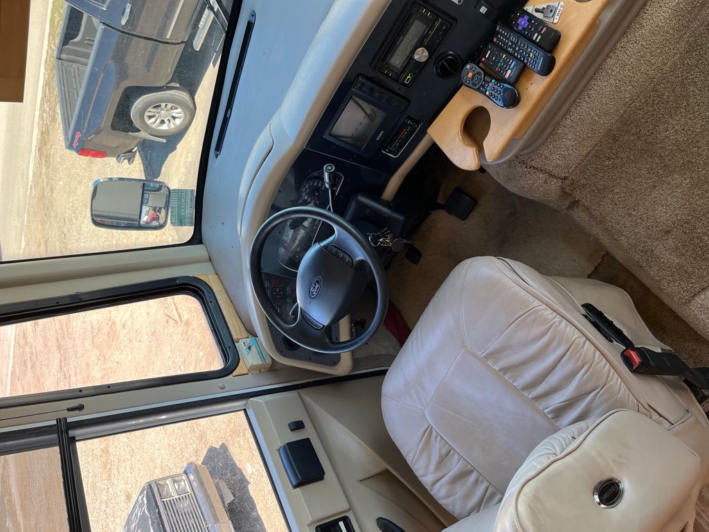 2006 Tiffin Motorhomes Allegro Bay 37DB - National Vehicle