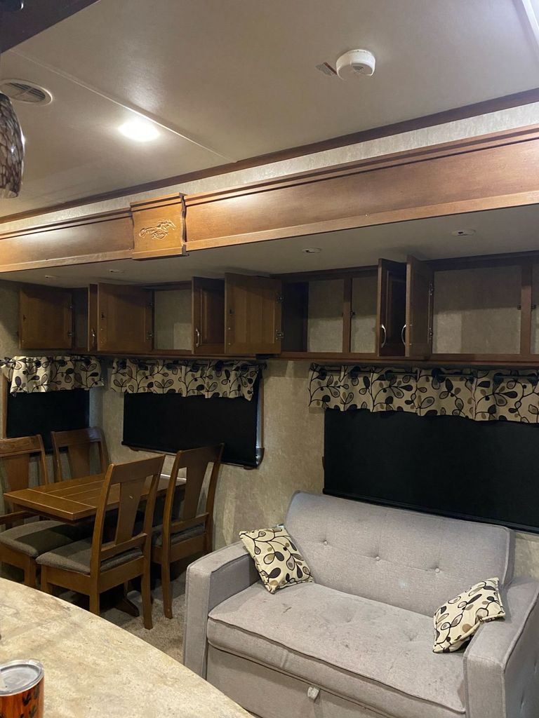 2016 Highland Ridge 3X 427BHS - National Vehicle