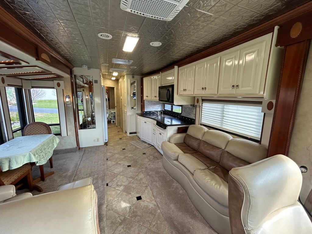 2007 Gulf Stream Friendship G8 8414 - National Vehicle