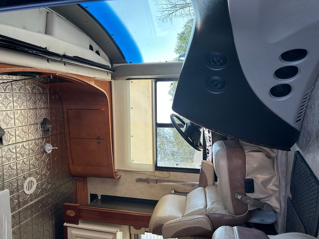 2007 Gulf Stream Friendship G8 8414 - National Vehicle
