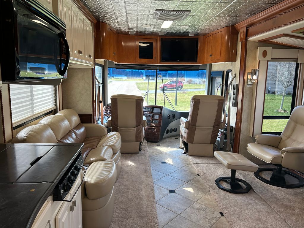 2007 Gulf Stream Friendship G8 8414 - National Vehicle