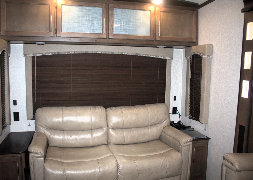 2019 Keystone Cougar 338RLK - National Vehicle