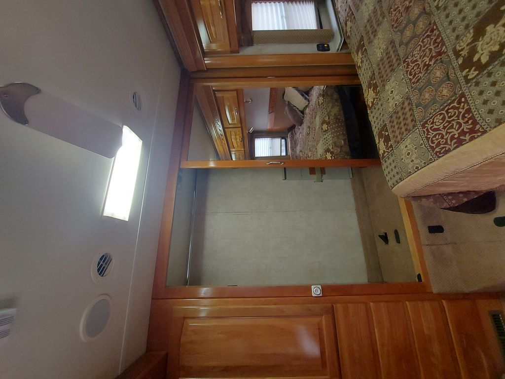 2007 Beaver Contessa Pacifica - National Vehicle