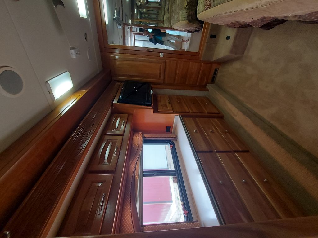 2007 Beaver Contessa Pacifica - National Vehicle