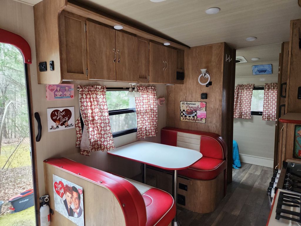 2019 Gulf Stream Vintage Cruiser 19RBS - National Vehicle