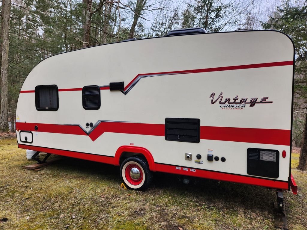 2019 Gulf Stream Vintage Cruiser 19RBS - National Vehicle