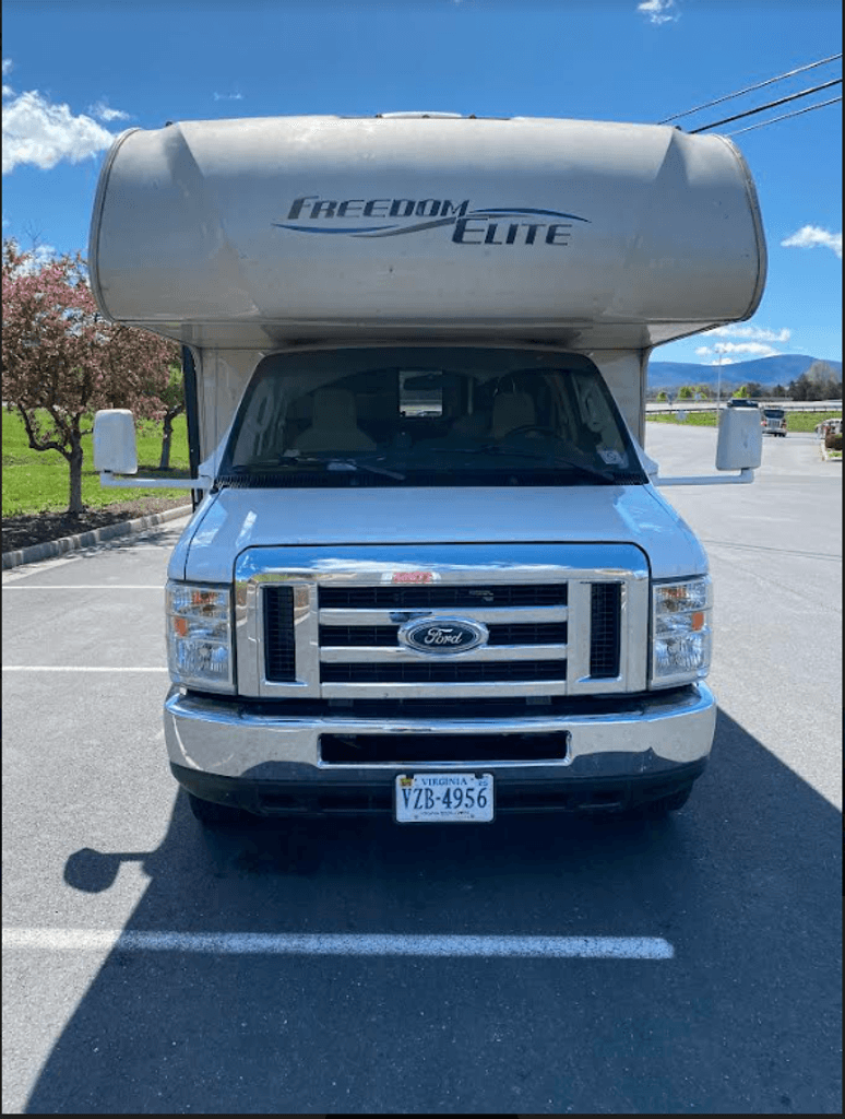 2018 Thor Motor Coach Freedom Elite 29FE - National Vehicle