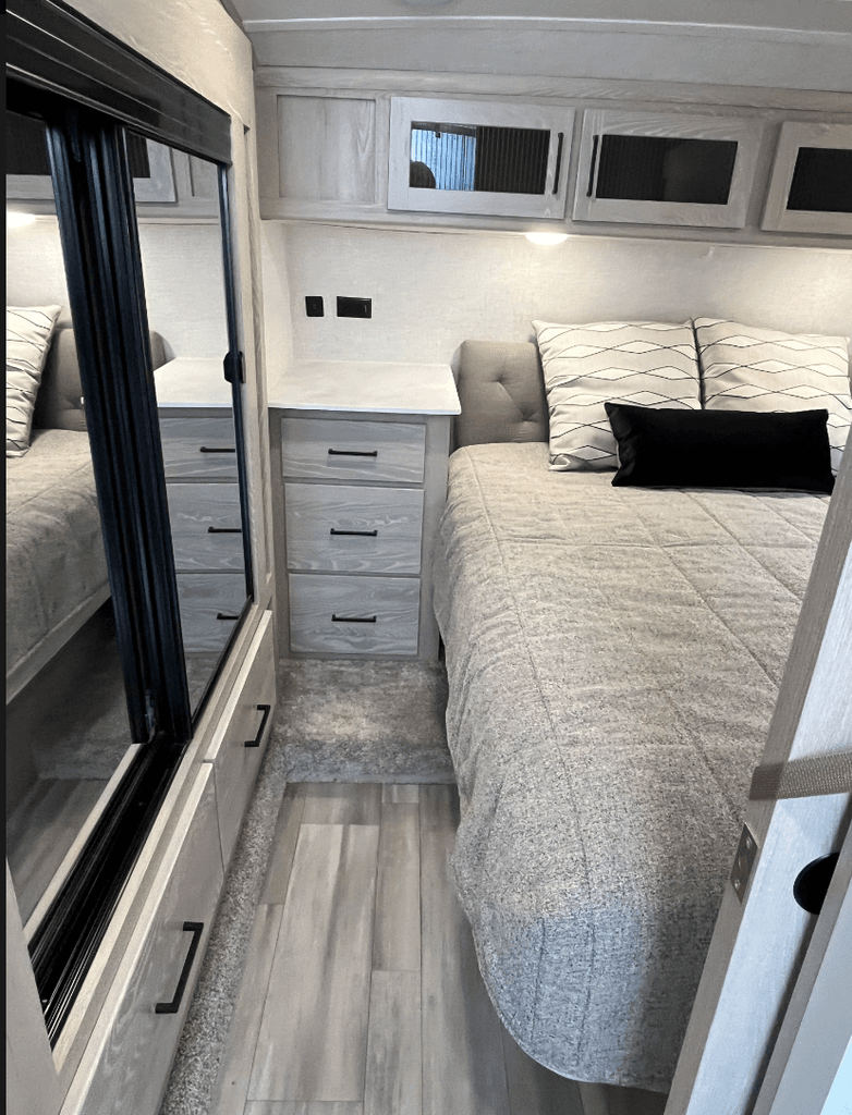 2022 Forest River Flagstaff Super Lite 526RK - National Vehicle