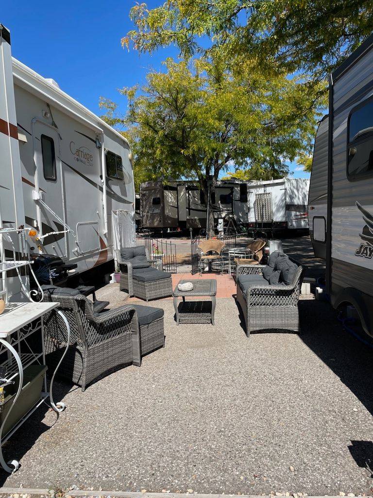 2006 Carriage Compass C2 34CK3 - National Vehicle