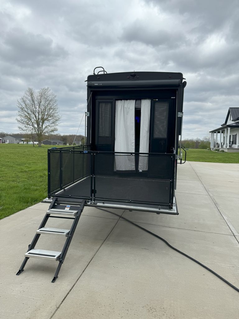 2021 Heartland Cyclone 4006 - National Vehicle