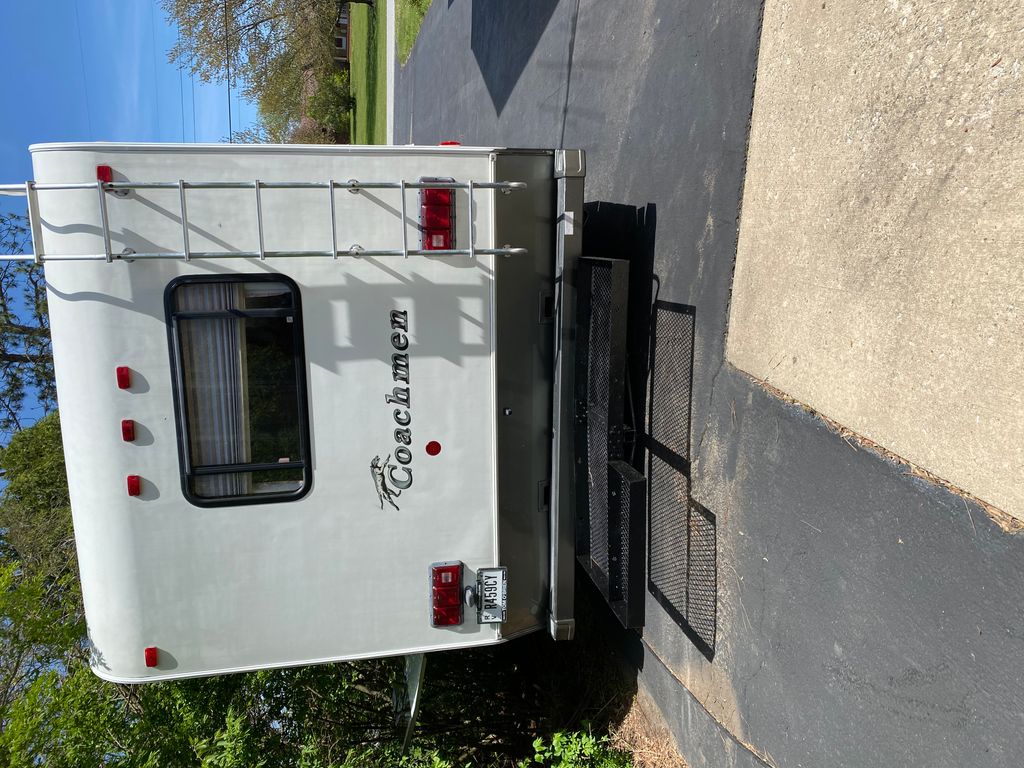 2003 Coachmen Santara 316KS - National Vehicle