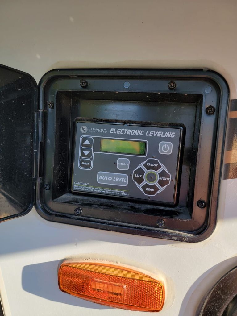 2021 Keystone Sprinter Limited 3550FWMLS - National Vehicle