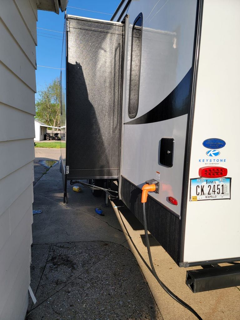 2021 Keystone Sprinter Limited 3550FWMLS - National Vehicle