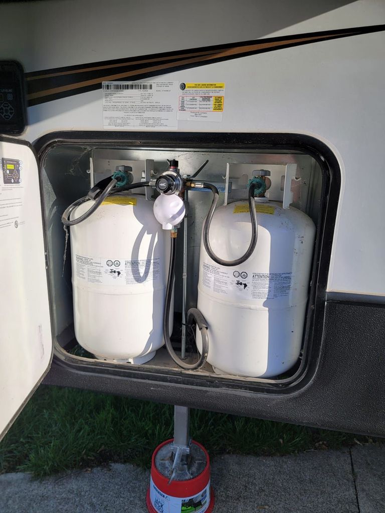 2021 Keystone Sprinter Limited 3550FWMLS - National Vehicle