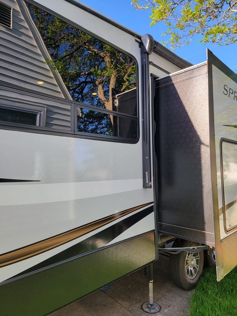 2021 Keystone Sprinter Limited 3550FWMLS - National Vehicle