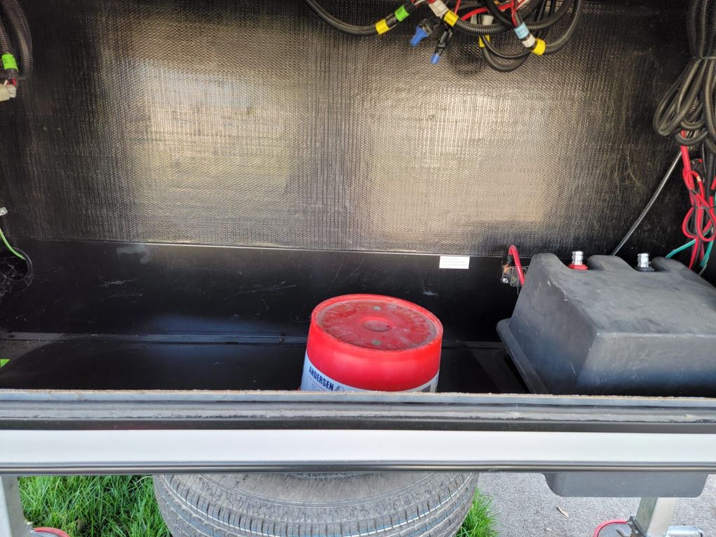 2021 Keystone Sprinter Limited 3550FWMLS - National Vehicle