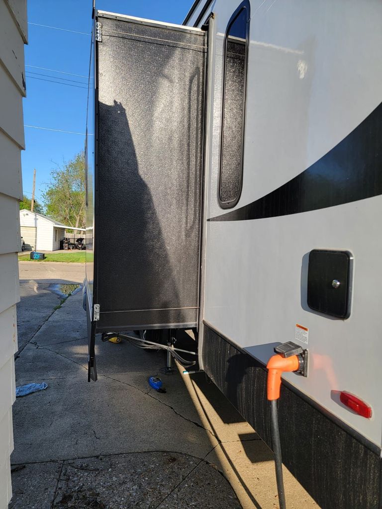 2021 Keystone Sprinter Limited 3550FWMLS - National Vehicle