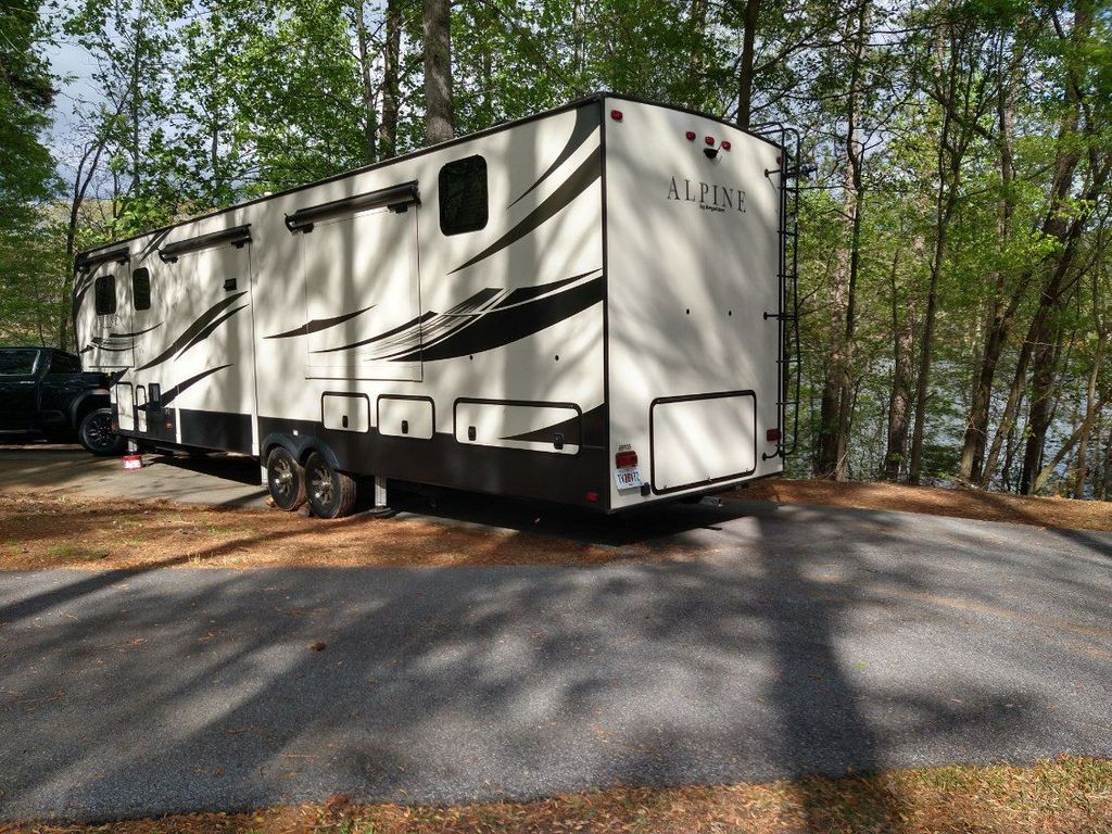 2019 Keystone Alpine 3701FL - National Vehicle