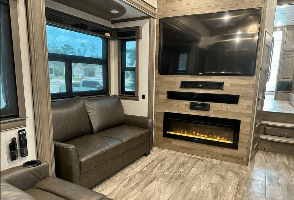 2021 Forest River Riverstone Legacy 39RKFB - National Vehicle