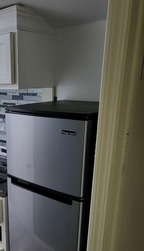 1987 MCI MC-9 Detroit Diesel Bus - National Vehicle