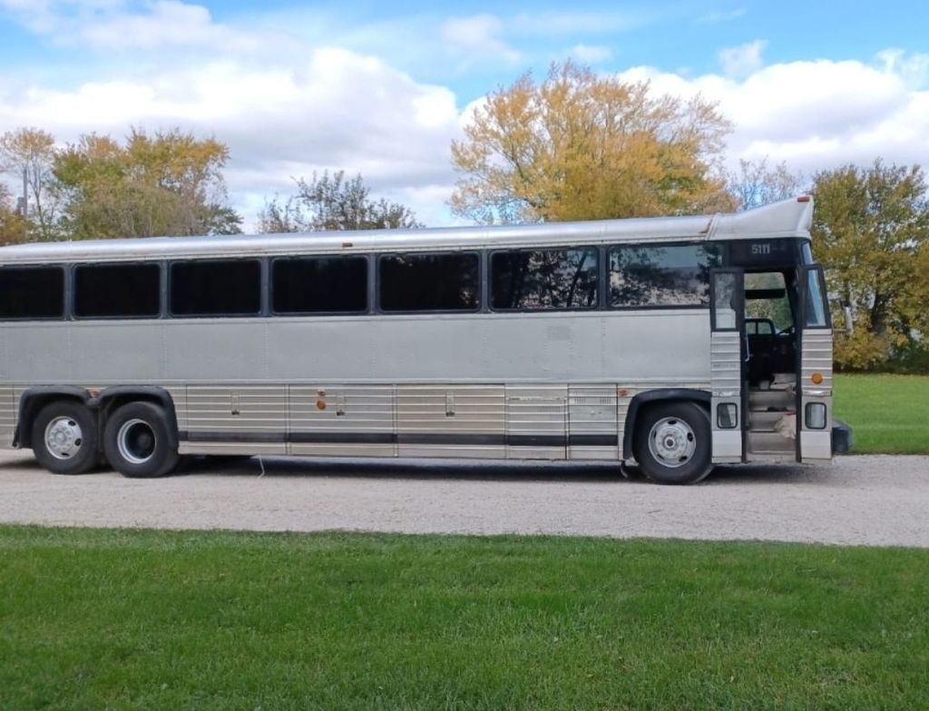 1987 MCI MC-9 Detroit Diesel Bus - National Vehicle