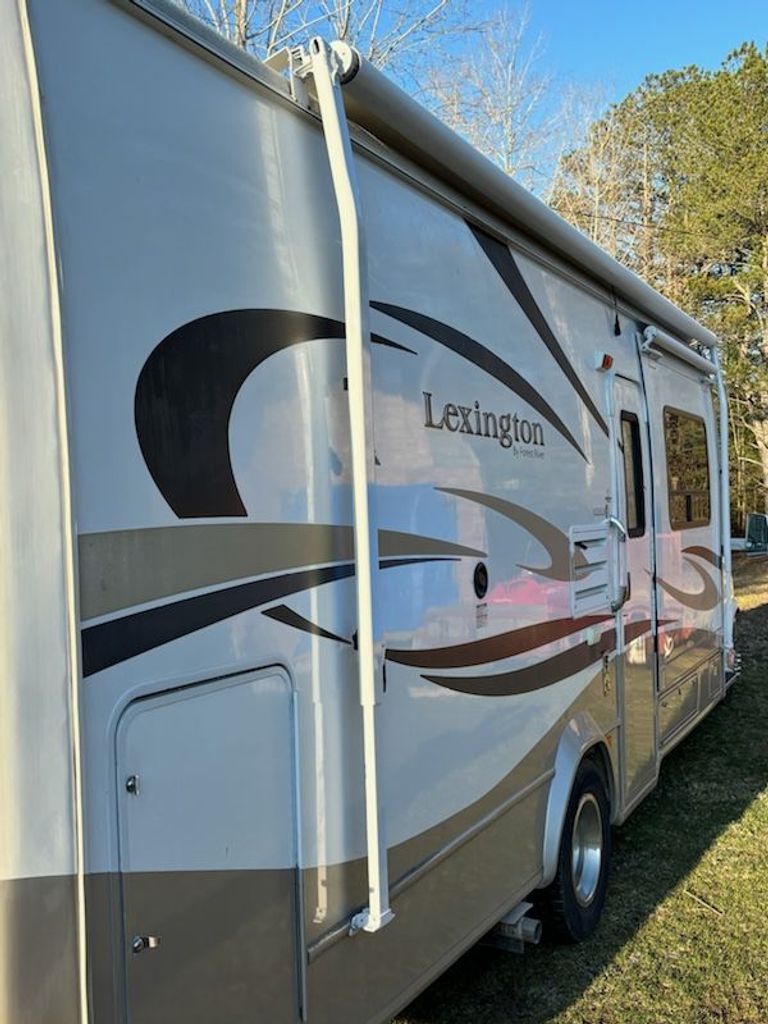2013 Forest River Lexington 283TS - National Vehicle