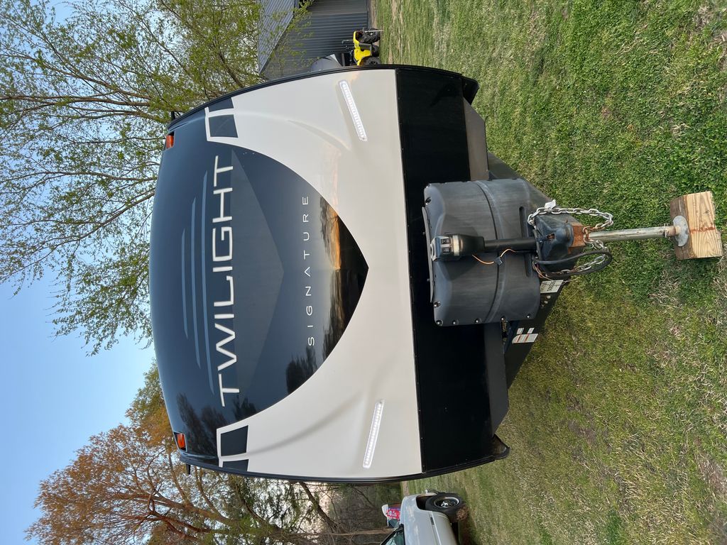 2022 Cruiser RV Twilight TWS 2580 - National Vehicle