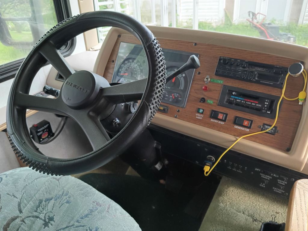 1997 Fleetwood Bounder 34J - National Vehicle