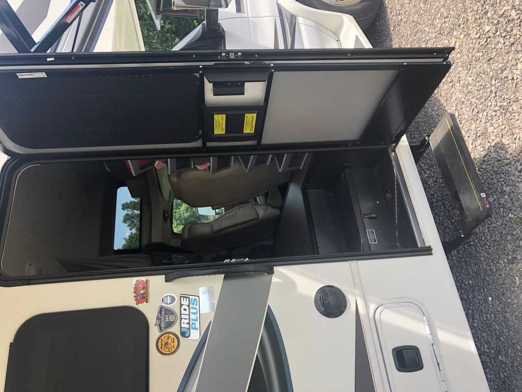 2019 Jayco Greyhawk 26Y - National Vehicle