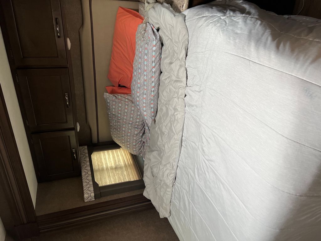 2021 Thor Motor Coach Freedom Elite 22FE - National Vehicle