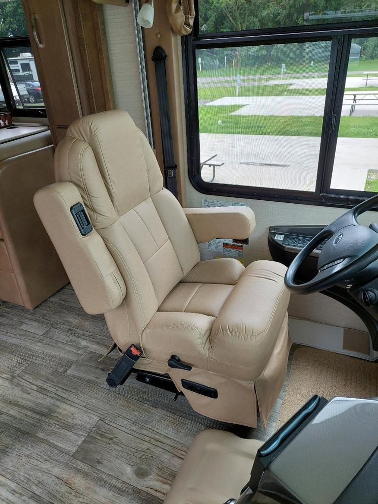 2018 Jayco Precept 33U - National Vehicle