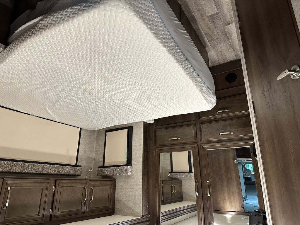 2022 Jayco Greyhawk 27U - National Vehicle