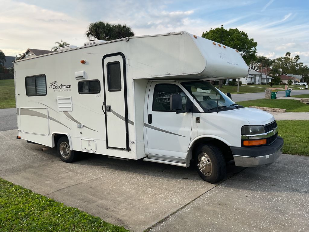 2010 Coachmen Freelander 2130QB - National Vehicle