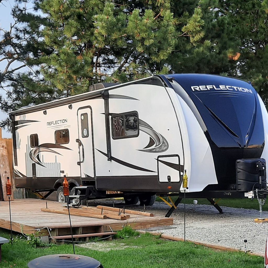 2021 Grand Design Reflection 300RBTS - National Vehicle