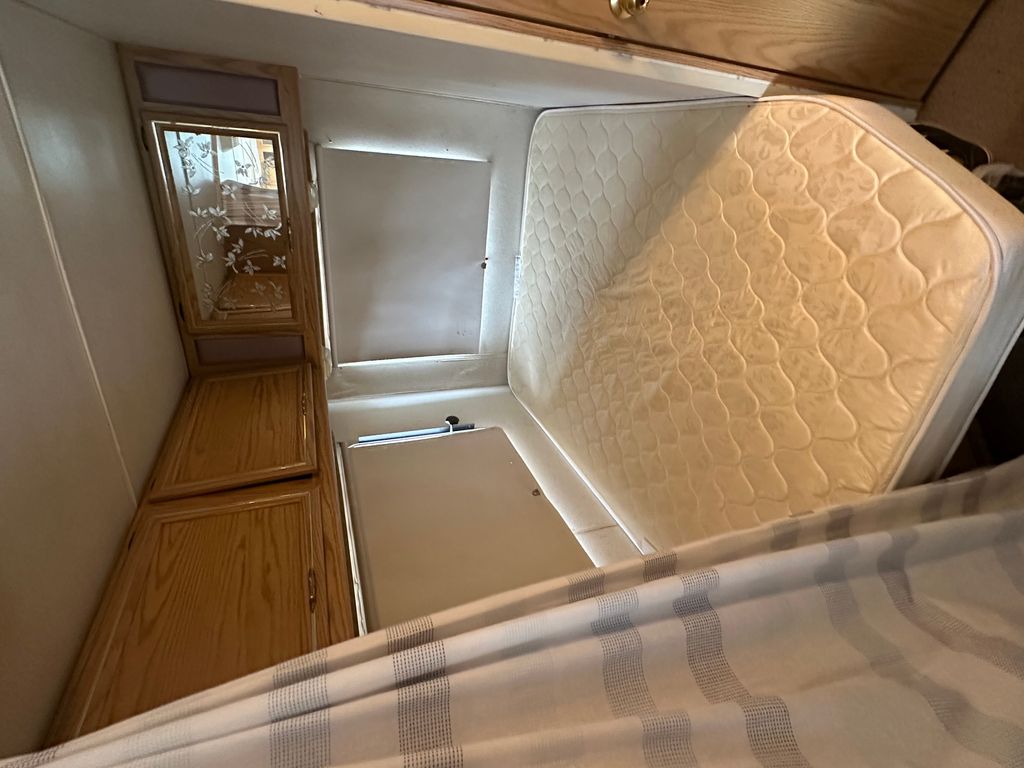 1994 Winnebago Minnie Winnie 27RC - National Vehicle