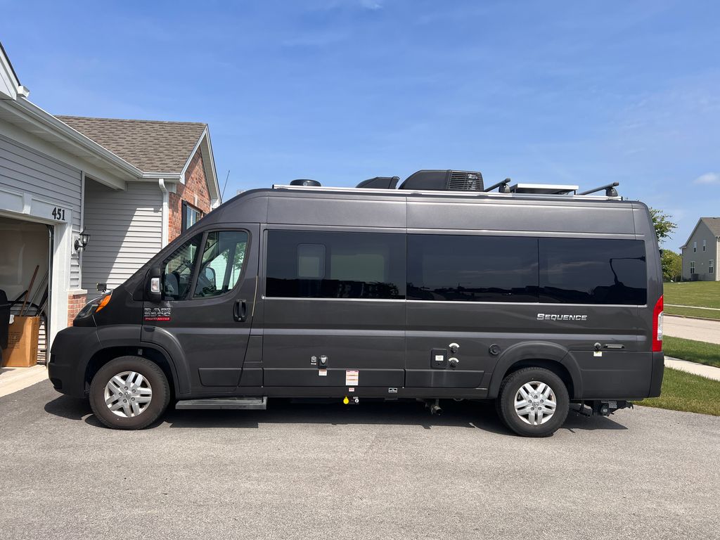 2022 Thor Motor Coach Sequence 20L - National Vehicle