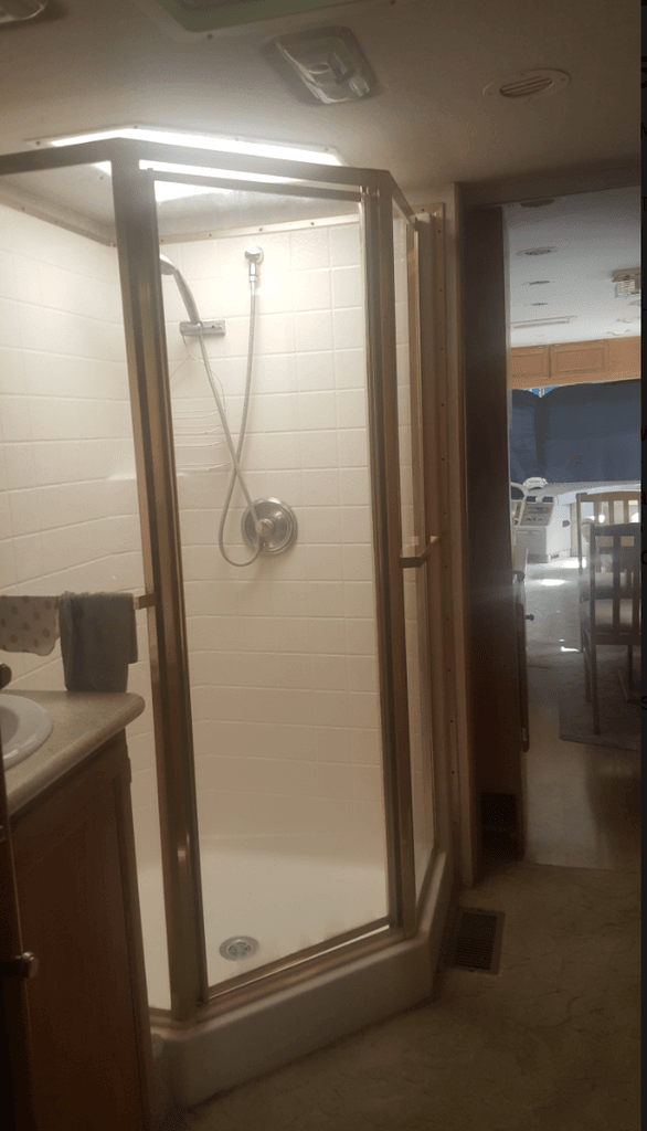 1999 Alpine Coach Motorhomes 36FD - National Vehicle