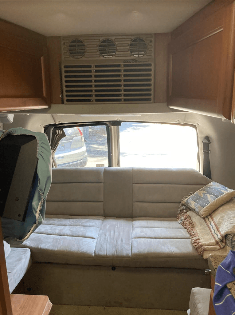 2009 Roadtrek Versatile 210 - National Vehicle