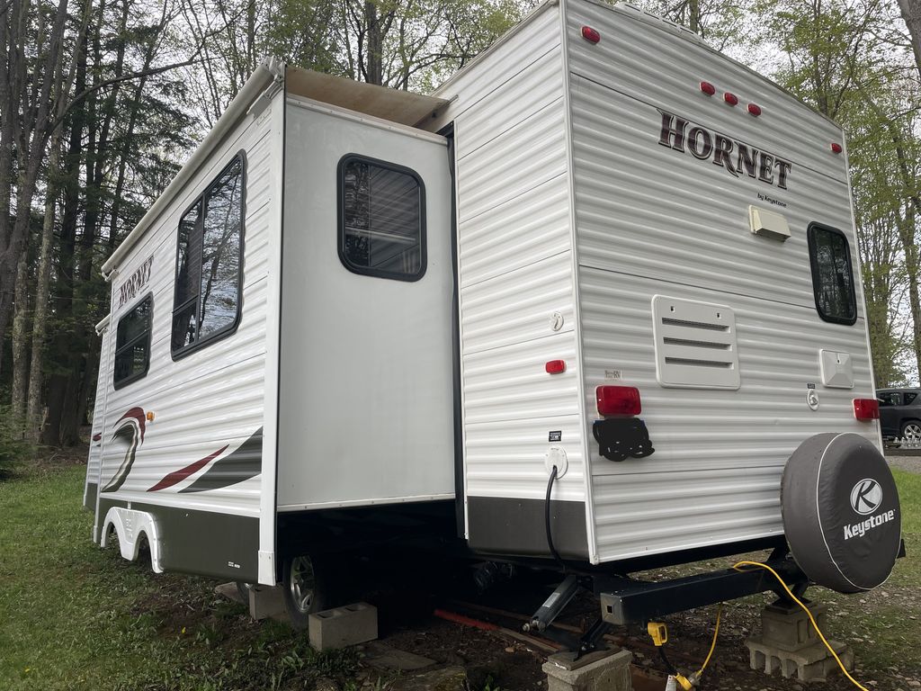 2011 Keystone Hornet 30RKDS - National Vehicle
