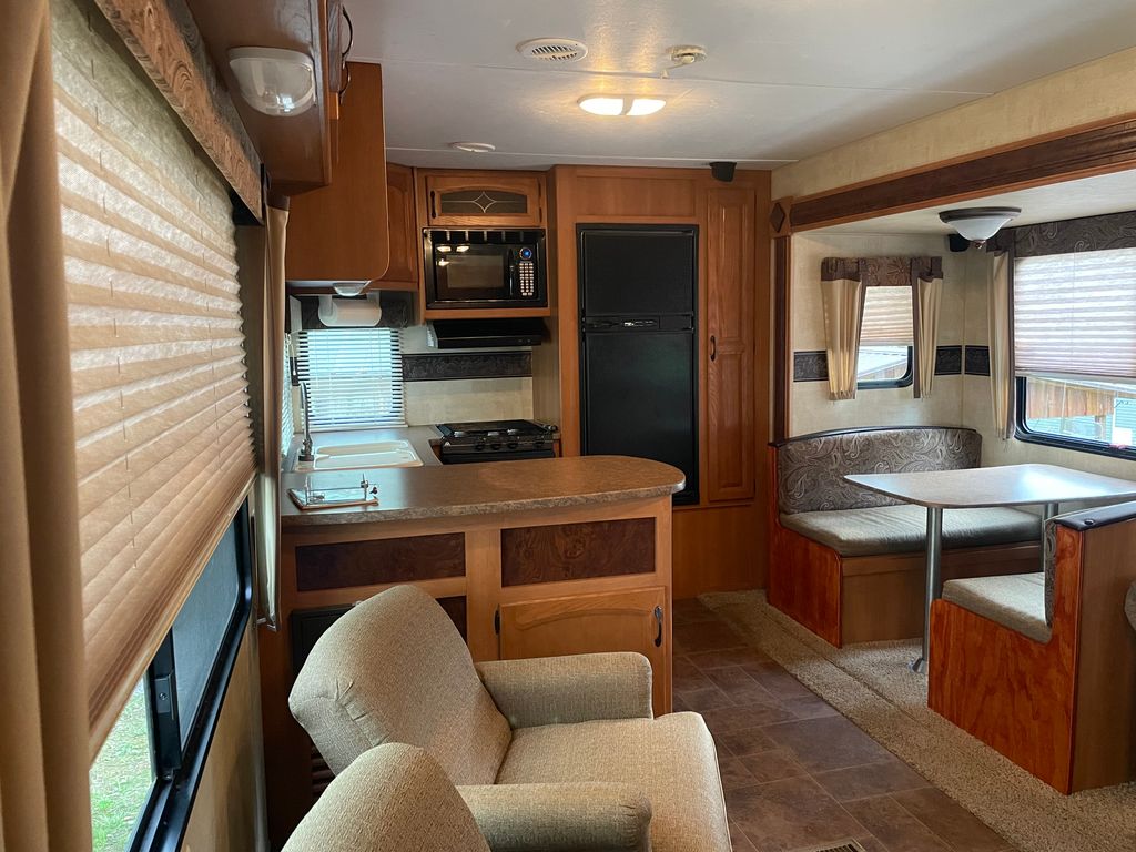 2011 Keystone Hornet 30RKDS - National Vehicle
