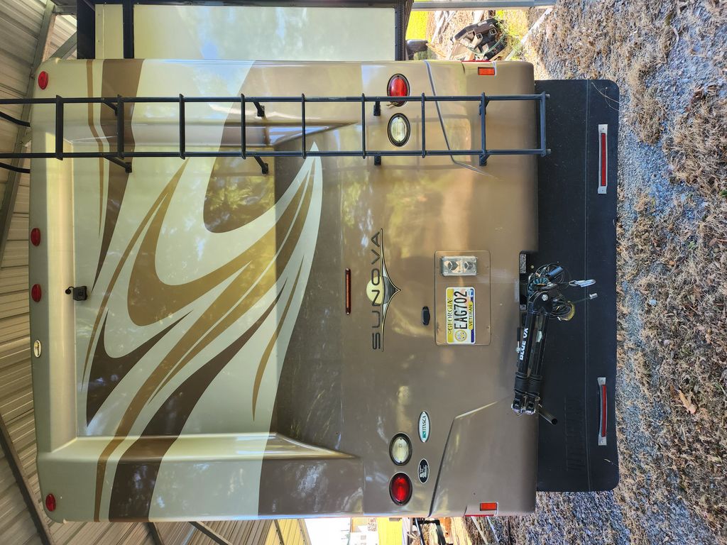 2013 Itasca Sunova 33C - National Vehicle