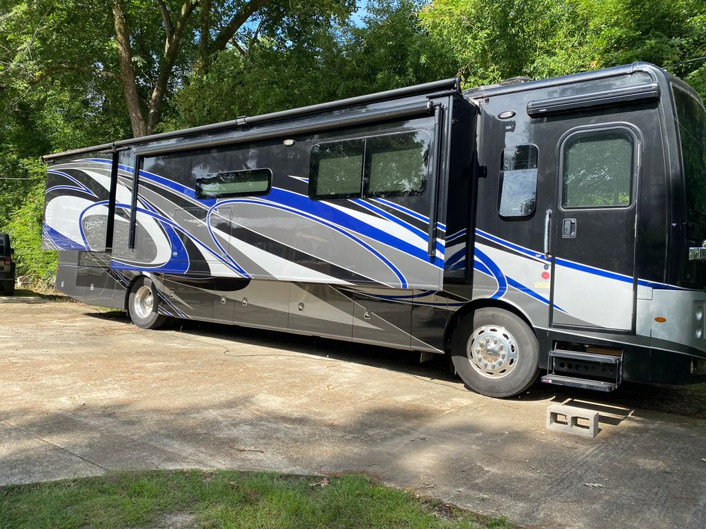 2021 Fleetwood Discovery 38F - National Vehicle