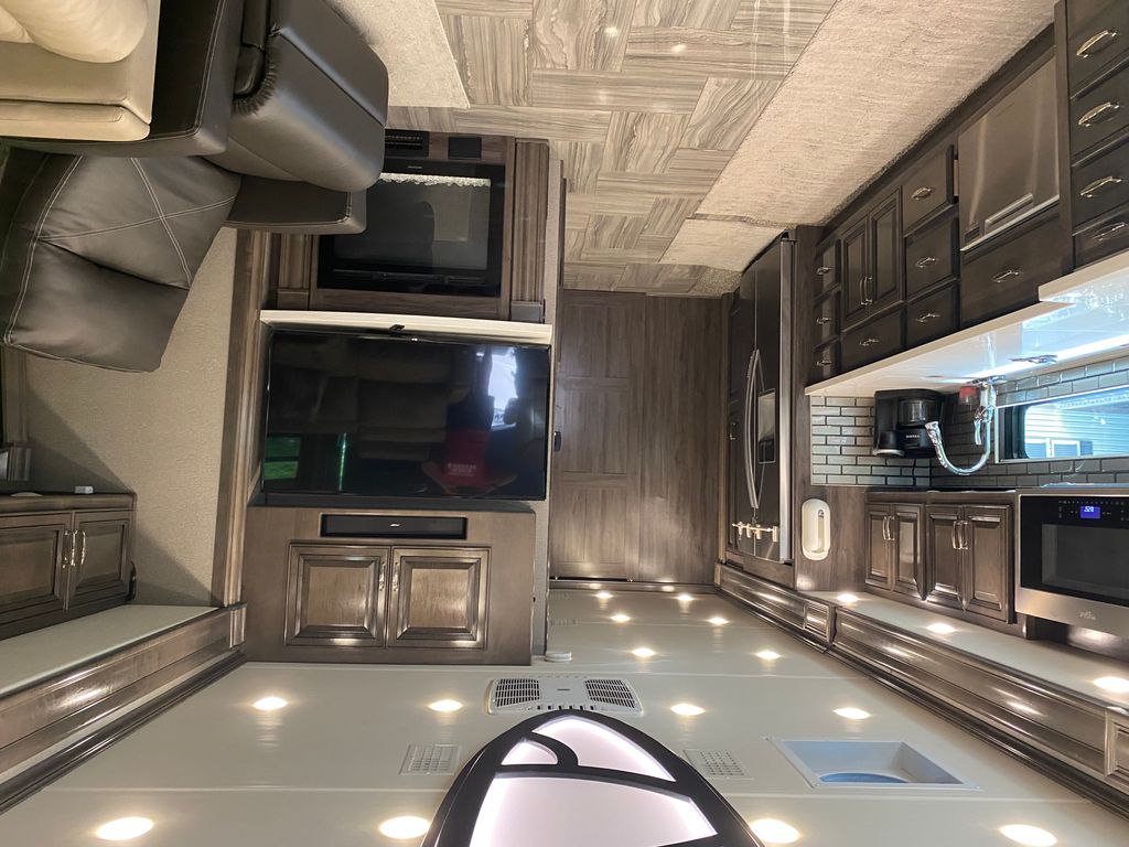 2021 Fleetwood Discovery 38F - National Vehicle