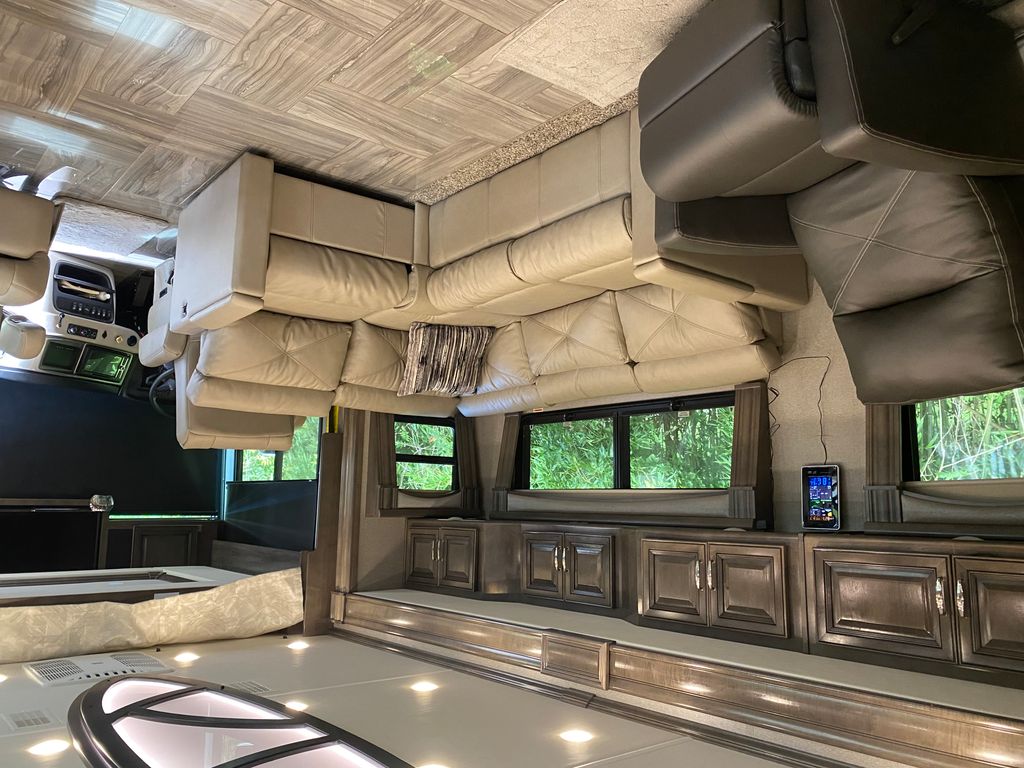 2021 Fleetwood Discovery 38F - National Vehicle