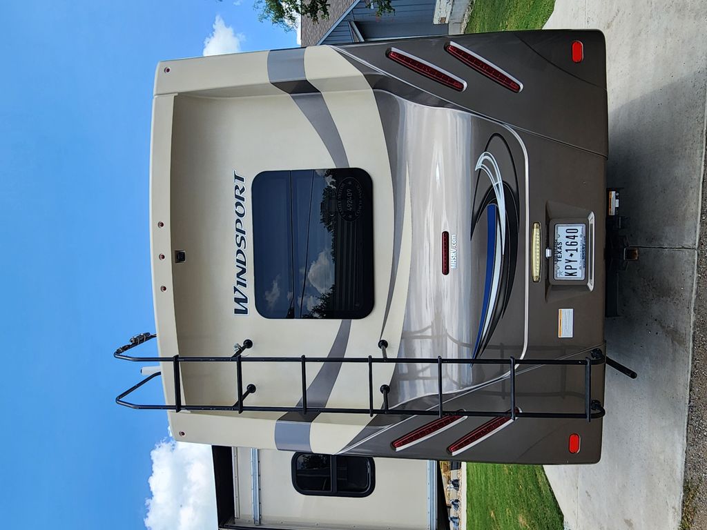 2018 Thor Motor Coach Windsport 34P - National Vehicle