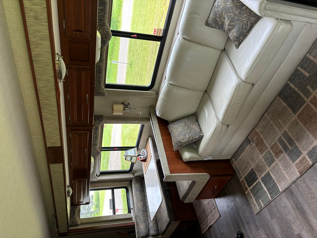 2006 Fleetwood Bounder 36Z - National Vehicle