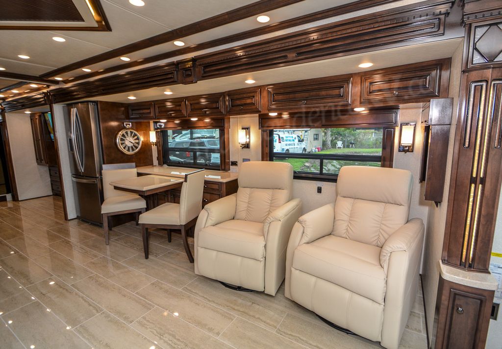2020 Newmar Dutch Star 3709 - National Vehicle